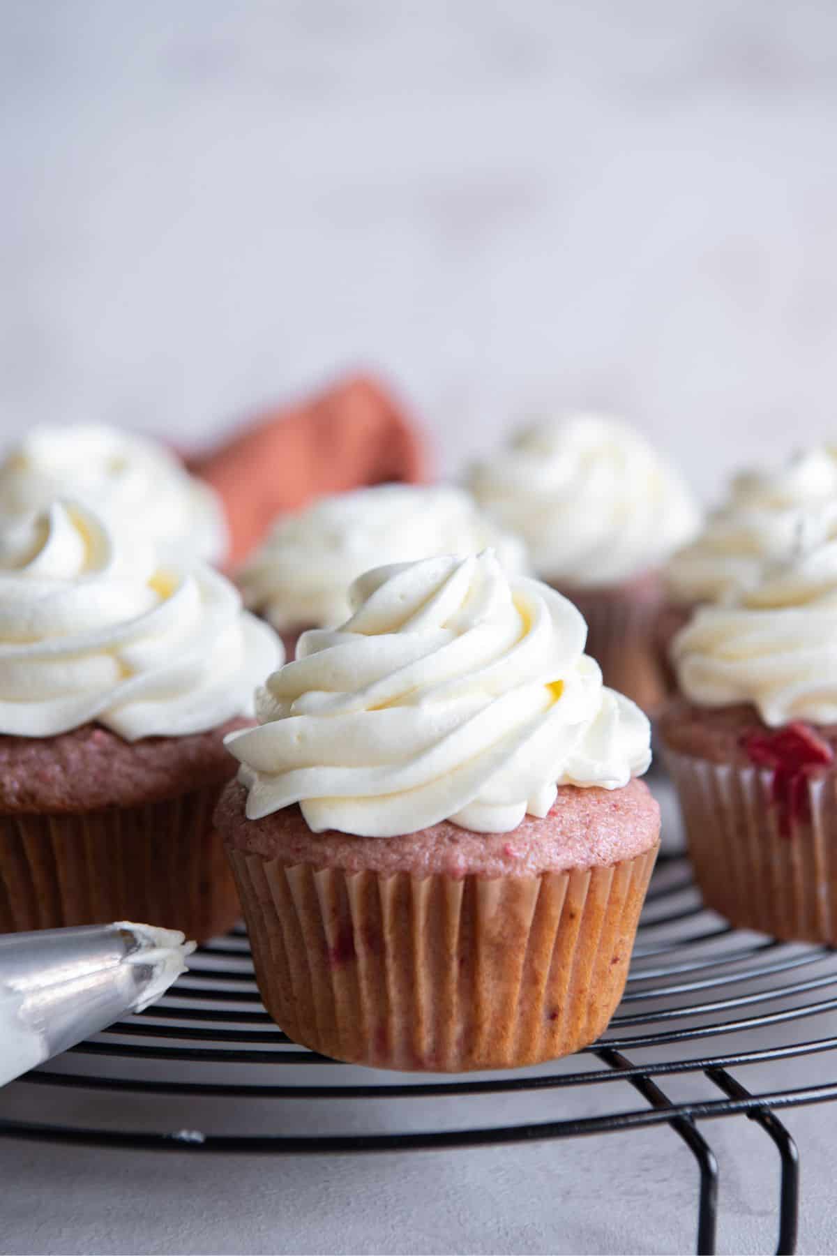 Easy Cream Cheese Frosting Without Butter | Everyday Family Cooking