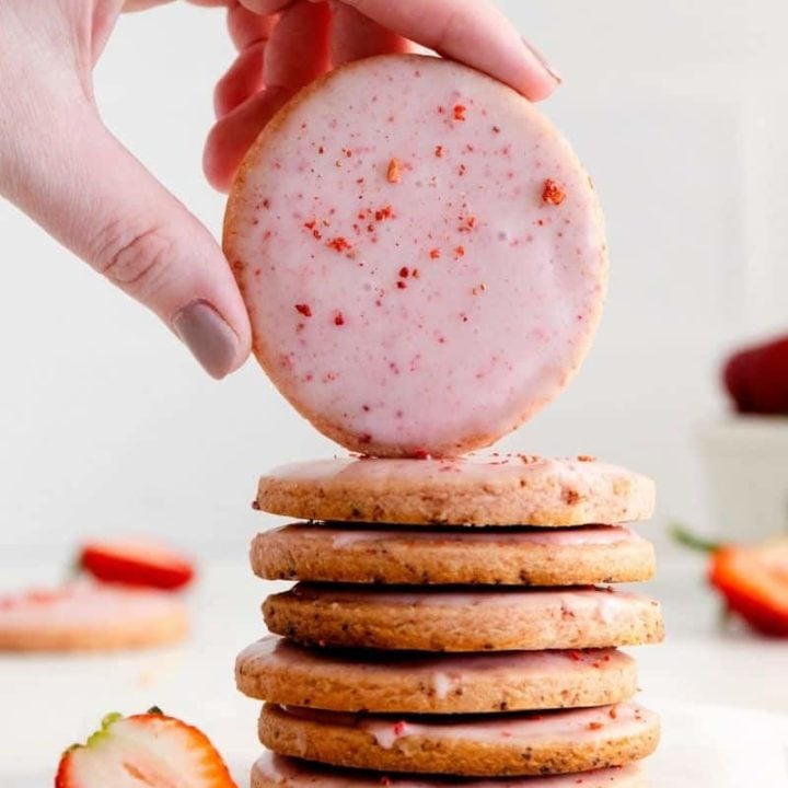Strawberry Shortbread Cookies | Everyday Family Cooking