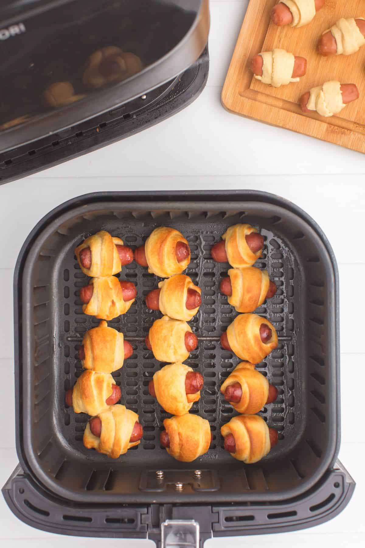 Easy Air Fryer Pigs in a Blanket | Everyday Family Cooking