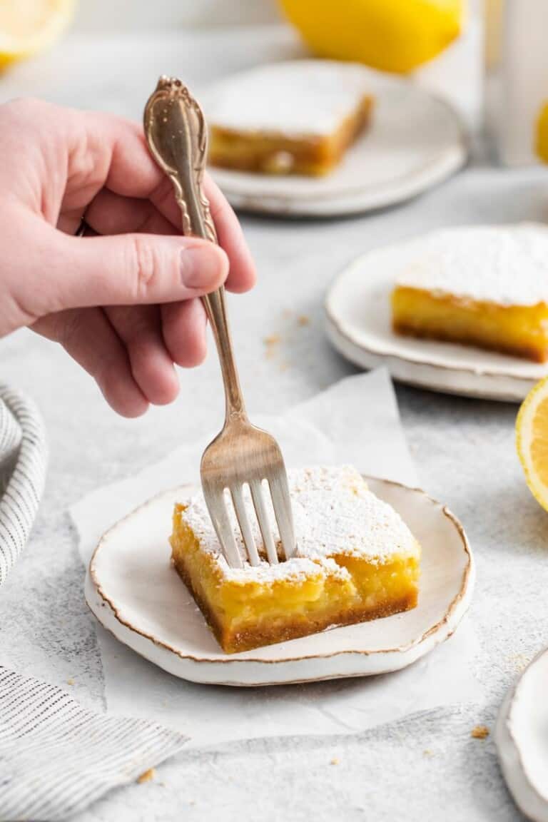 Lemon Bars With Graham Cracker Crust | Everyday Family Cooking