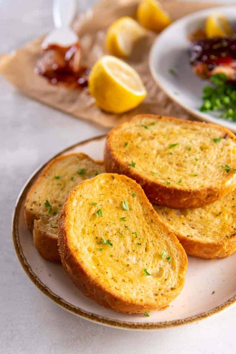 Texas Toast in the Air Fryer | Everyday Family Cooking