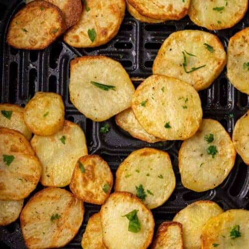 Crispy Sliced Potatoes in the Air Fryer | Everyday Family Cooking