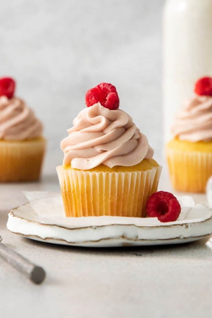 Cream Cheese Raspberry Frosting