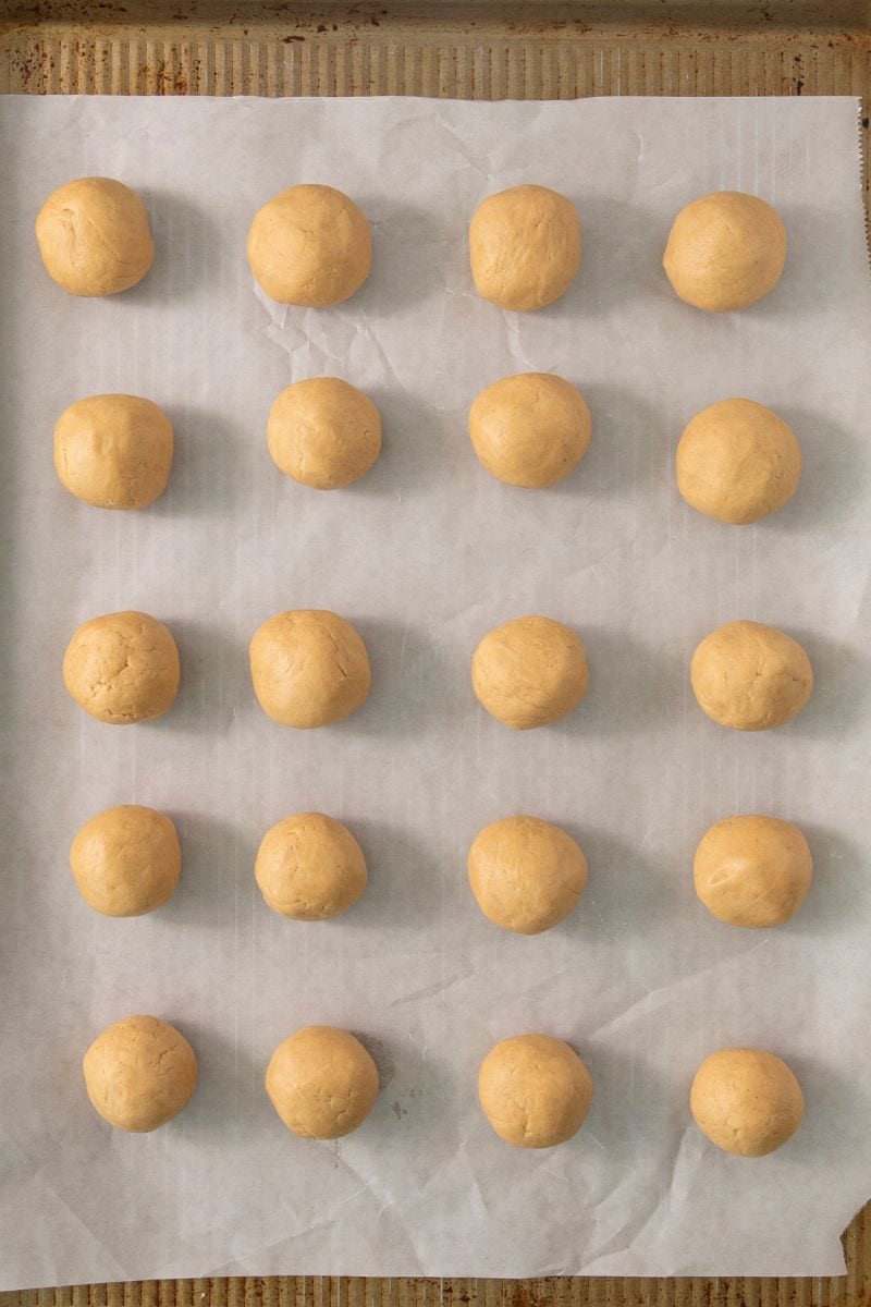 Easy Buckeyes Recipe | Everyday Family Cooking