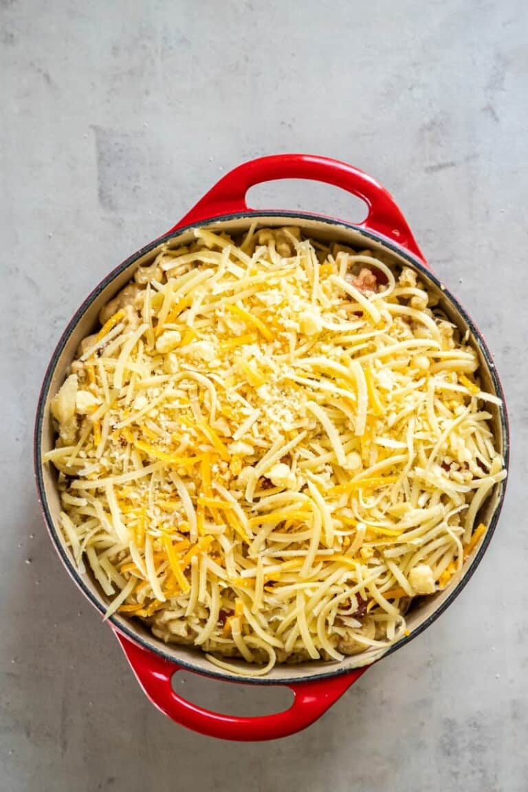 Dutch Oven Mac and Cheese | Everyday Family Cooking