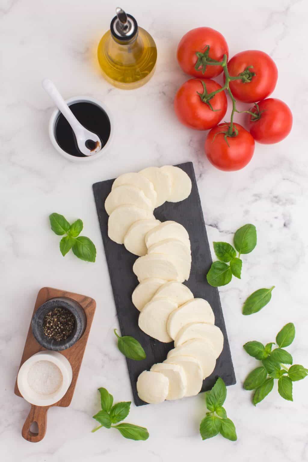 Best Caprese Salad Recipe | Everyday Family Cooking