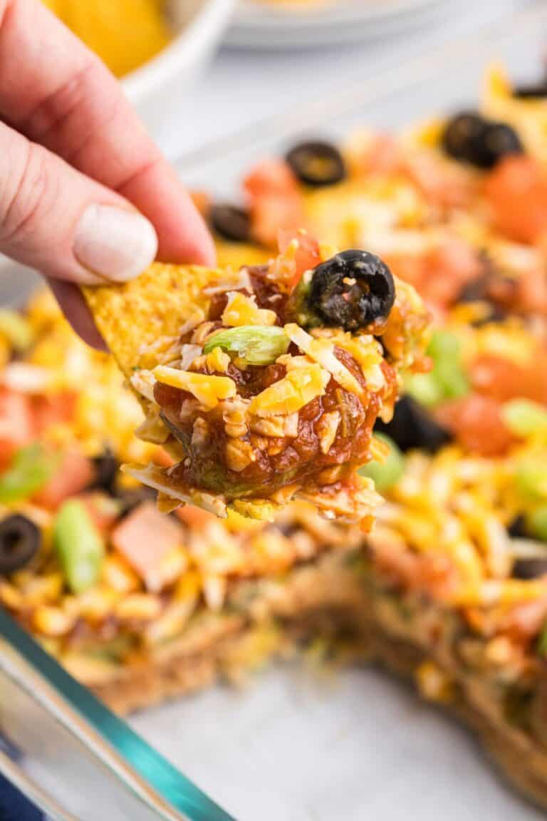 Easy 7 Layer Taco Dip | Everyday Family Cooking