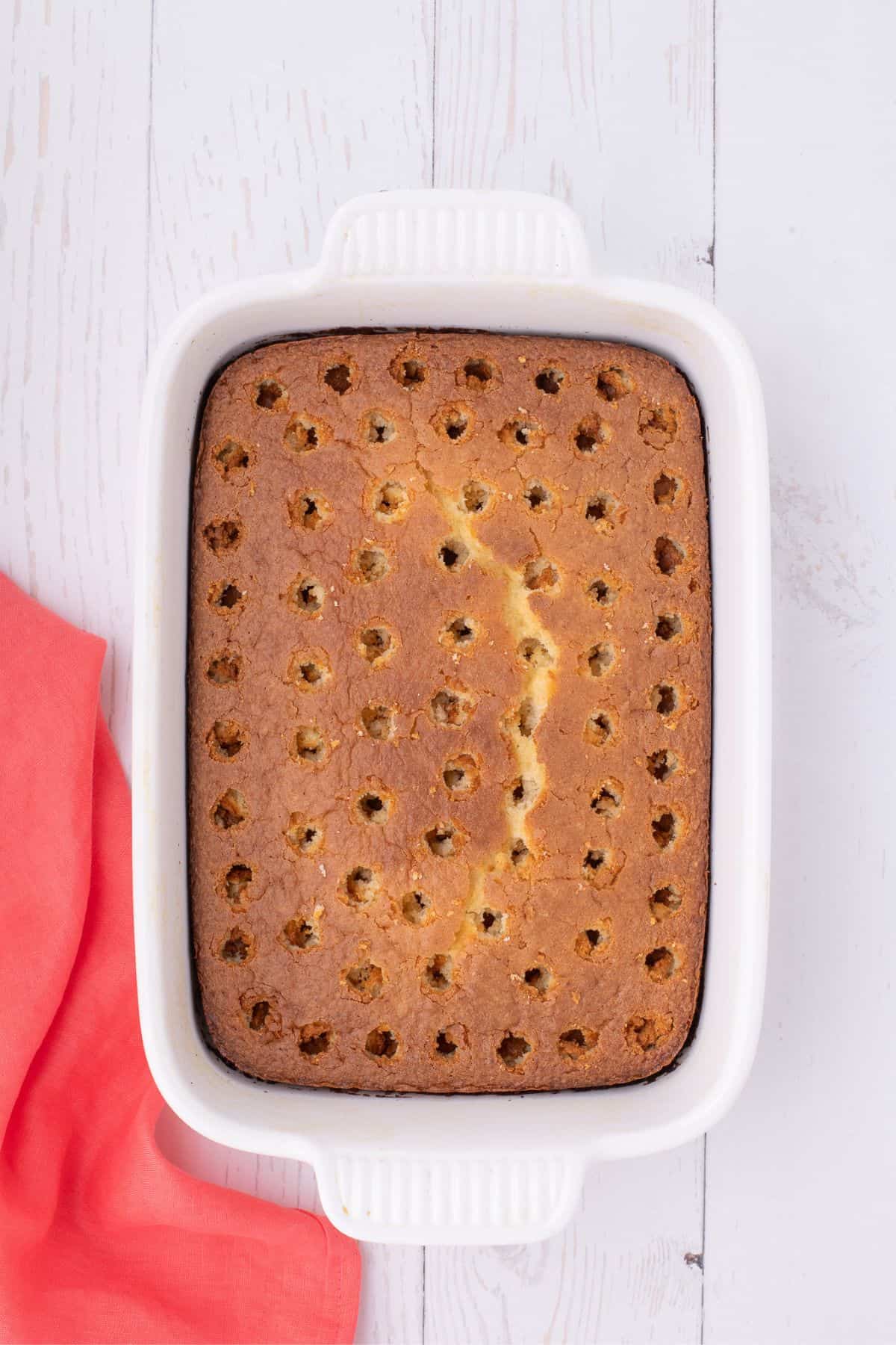 Easy Strawberry Jello Cake | Everyday Family Cooking