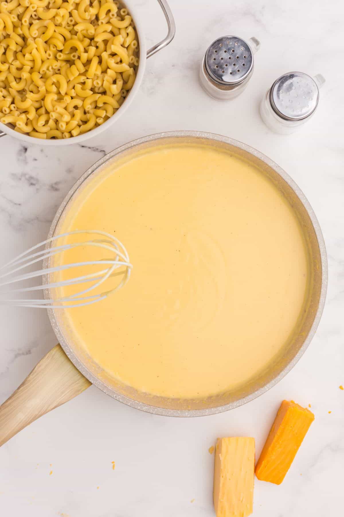 Easy Gouda Mac and Cheese | Everyday Family Cooking