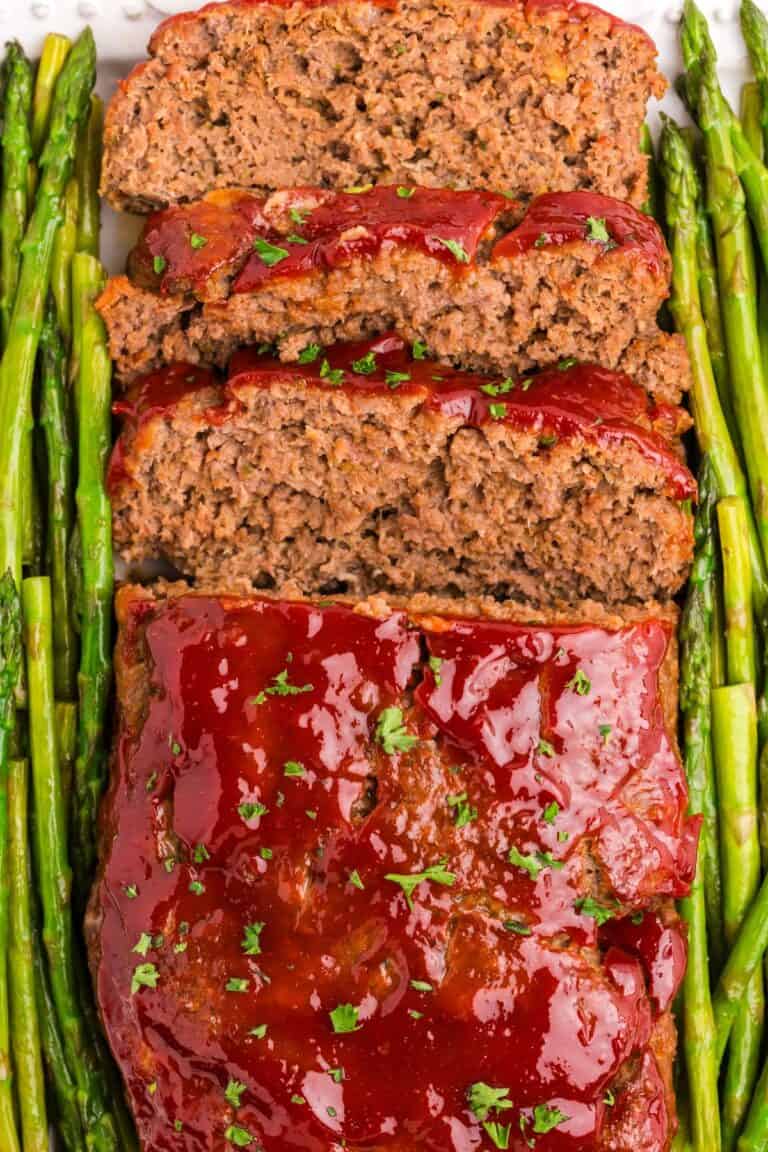 Easy Meatloaf With Few Ingredients | Everyday Family Cooking