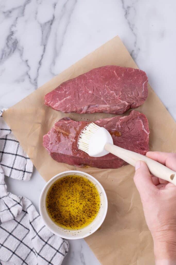 Easy Grilled Sirloin Steak | Everyday Family Cooking