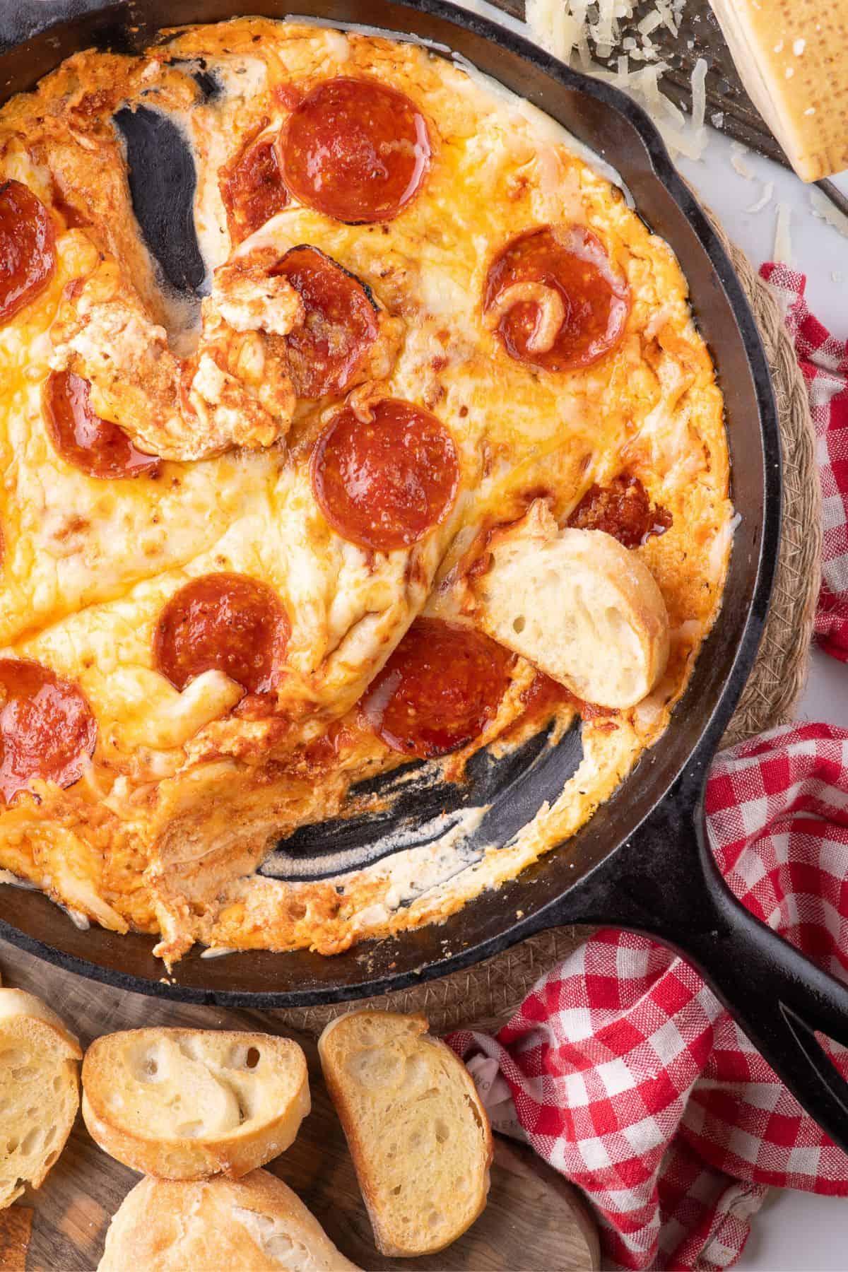 Easy Pizza Dip | Everyday Family Cooking