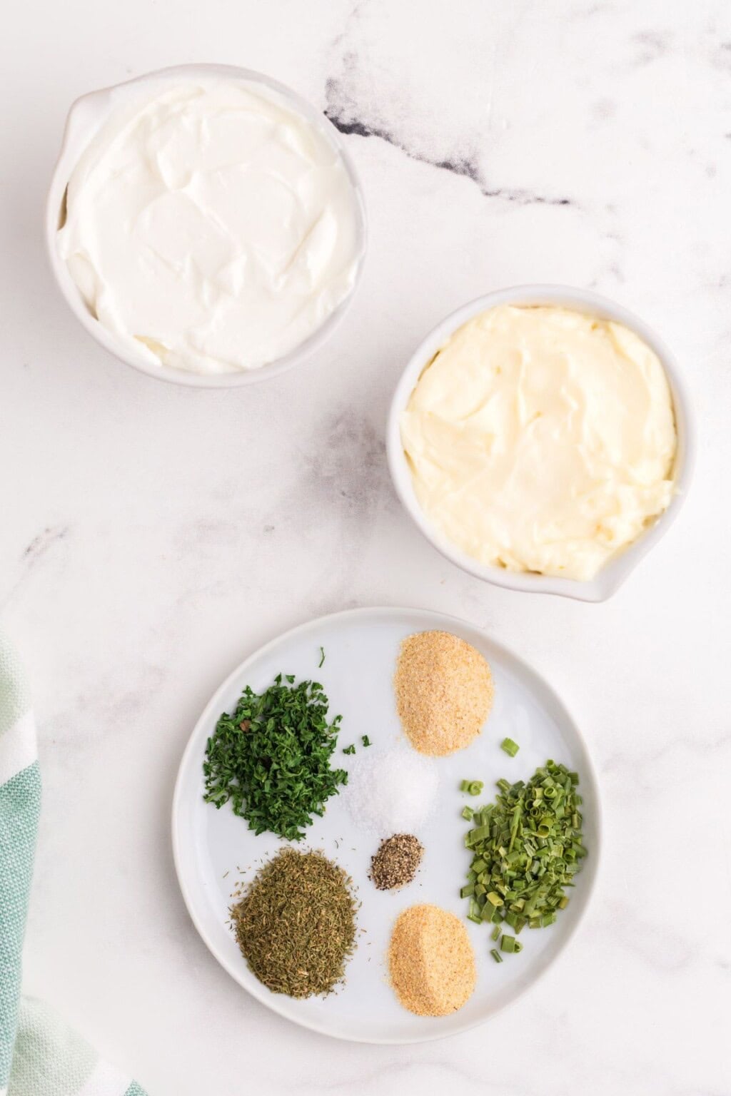 Easy Ranch Dip (5 Minutes!)